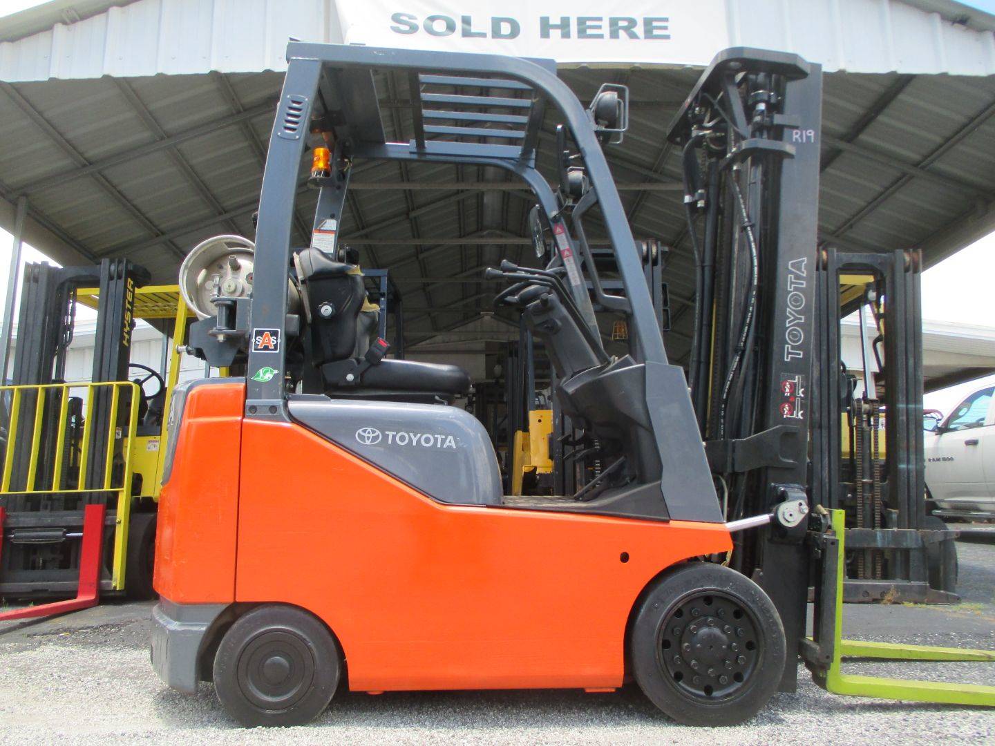 2010 LP Gas Toyota 8FGCU15 Cushion Tire 4 Wheel Sit Down (Indoor Warehouse)
