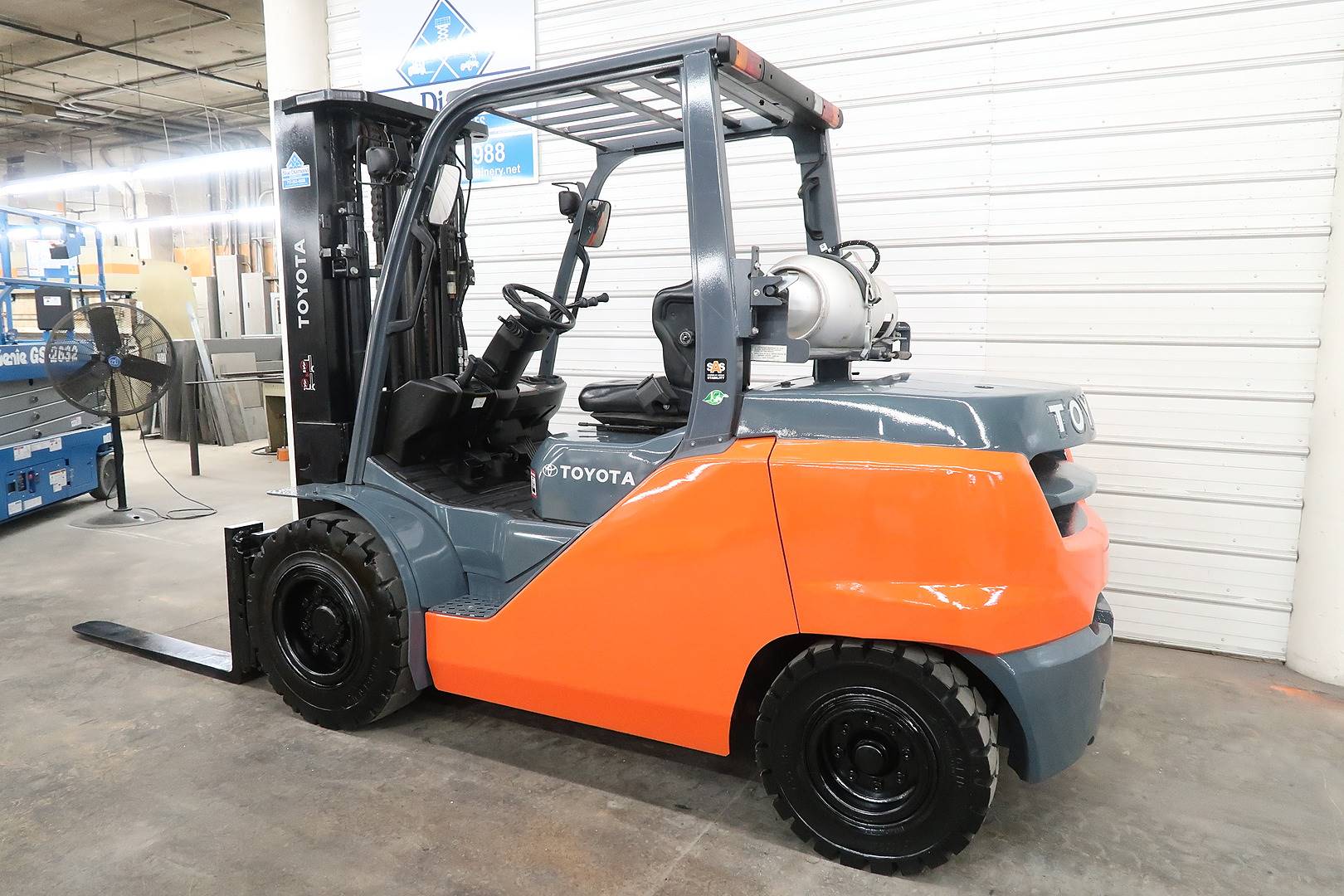 2014 LP Gas Toyota 8FG45U Pneumatic Tire 4 Wheel Sit Down