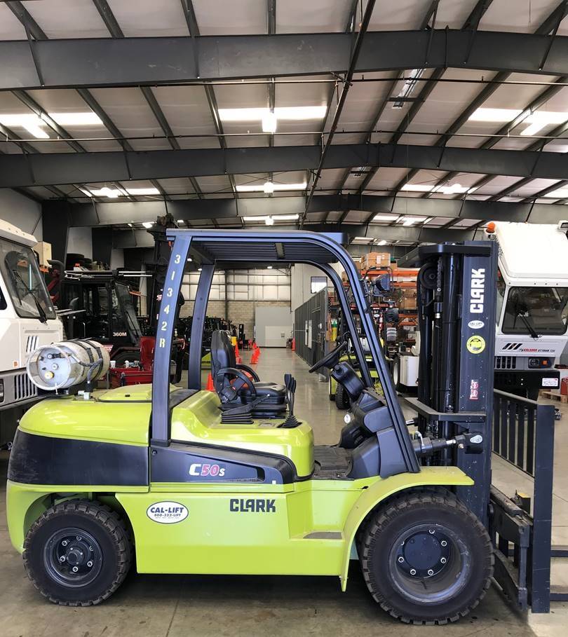 2019 LP Gas Clark C50S Pneumatic Tire 4 Wheel Sit Down