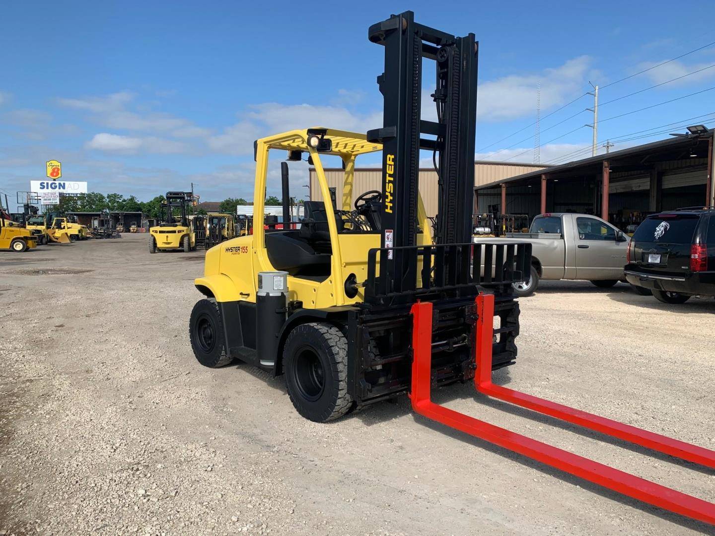 2014 LP Gas Hyster H155FT Pneumatic Tire 4 Wheel Sit Down