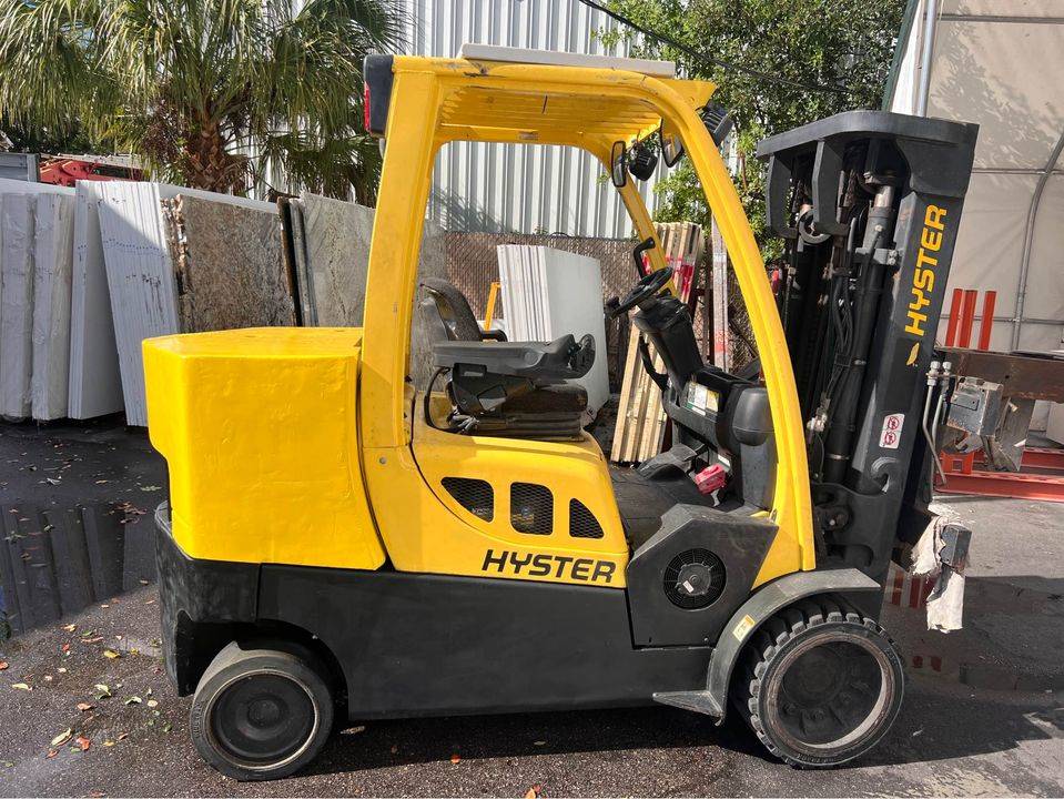 A wide selection of Hyster equipment with 84 in stock and available for ...
