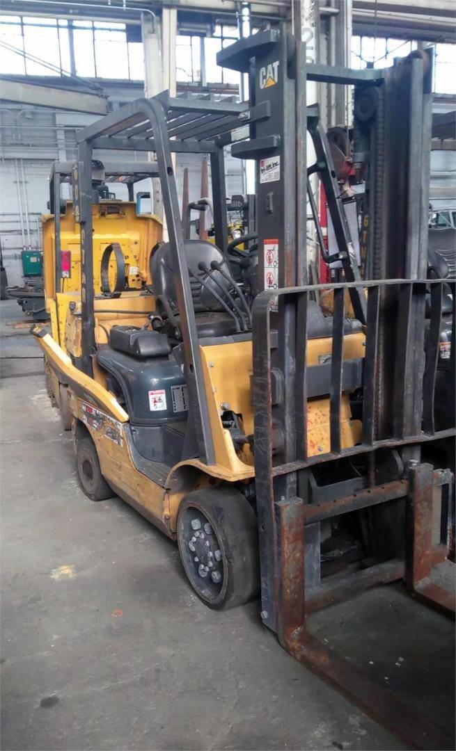 2015 LP Gas Cat 2C5000 Cushion Tire 4 Wheel Sit Down (Indoor Warehouse)