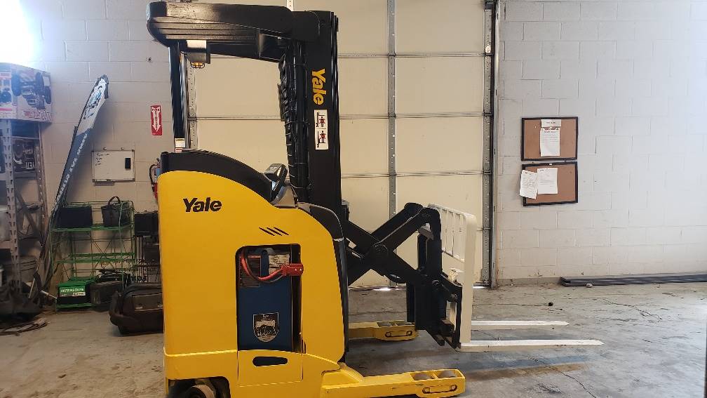 A wide selection of Yale Forklifts with 7 in stock and available for ...