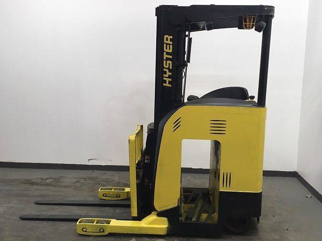 2009 Electric Hyster N35ZRS Electric Narrow Aisle Single Reach
