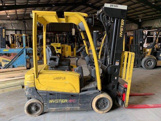 2010 Electric Hyster J40XN Cushion Tire 4 Wheel Sit Down (Indoor Warehouse)
