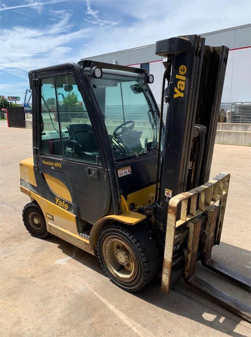 2014 LP Gas Yale GLP060VX Pneumatic Tire 4 Wheel Sit Down