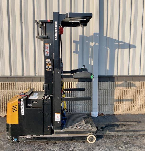 2017 Electric Big Joe Joey J-2 Electric Order Picker