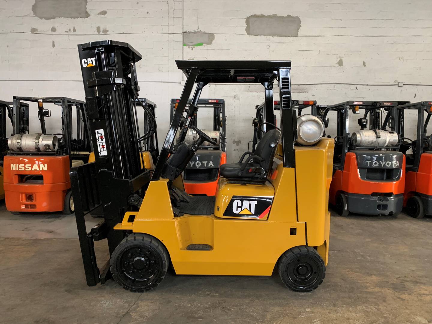 A wide selection of Cat gc40k-str Forklifts with 61 in stock and ...
