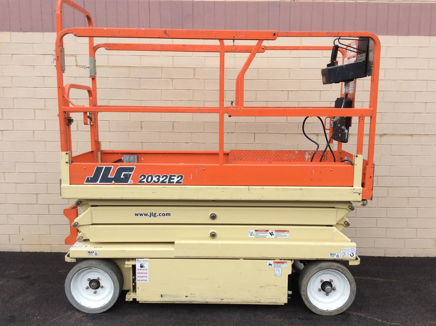 2002 Electric JLG 2032-E2 Slab
