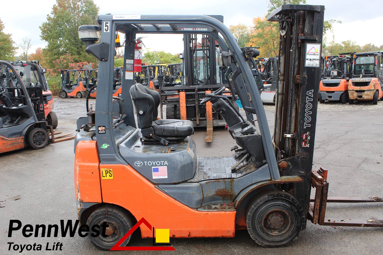 2013 LP Gas Toyota 8FGU18 Pneumatic Tire 4 Wheel Sit Down