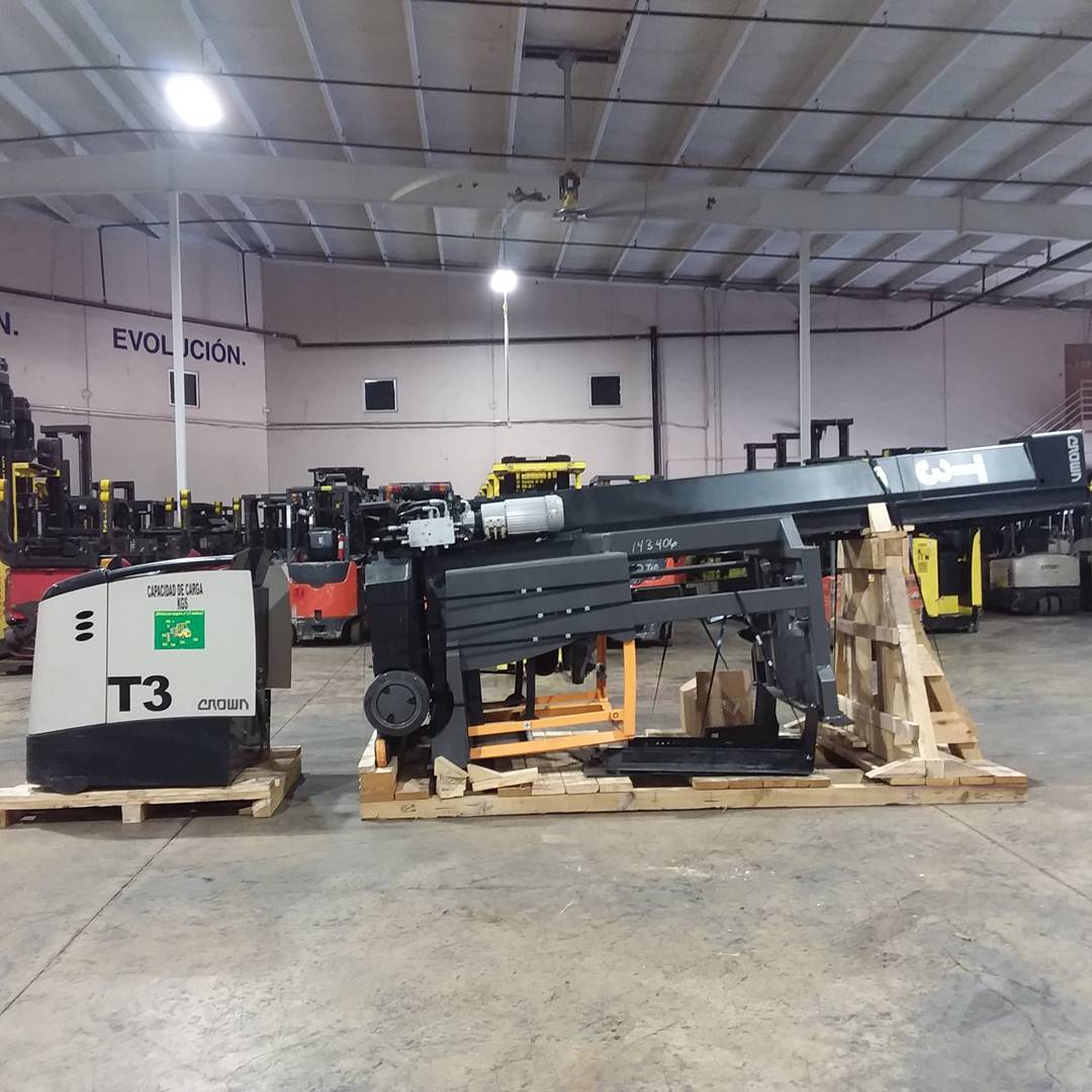 2013 Electric Crown TSP6000-30 Electric Man Up Swing Reach Turret