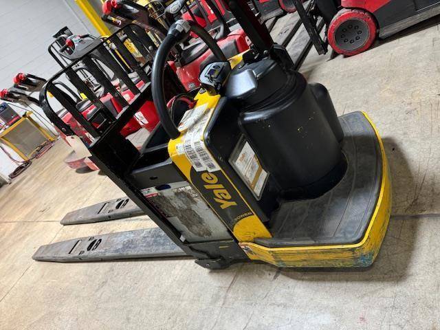 2015 Electric Yale Electric Walkie/Rider Pallet Jack | Eliftruck