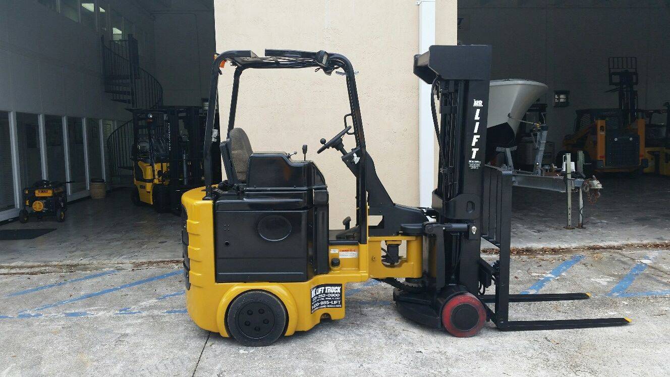 2003 Electric Bendi B35-42E180D Articulated 4 Wheel Sitdown - Gas/Electric