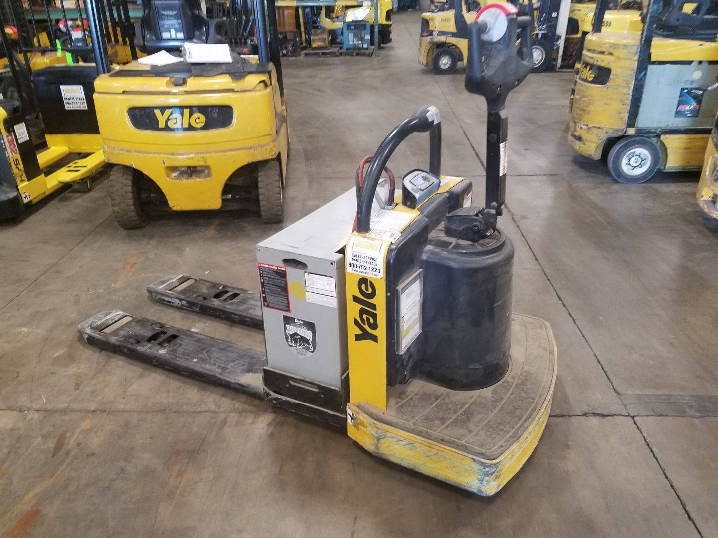 2014 Electric Yale Electric Walkie/Rider Pallet Jack | Eliftruck