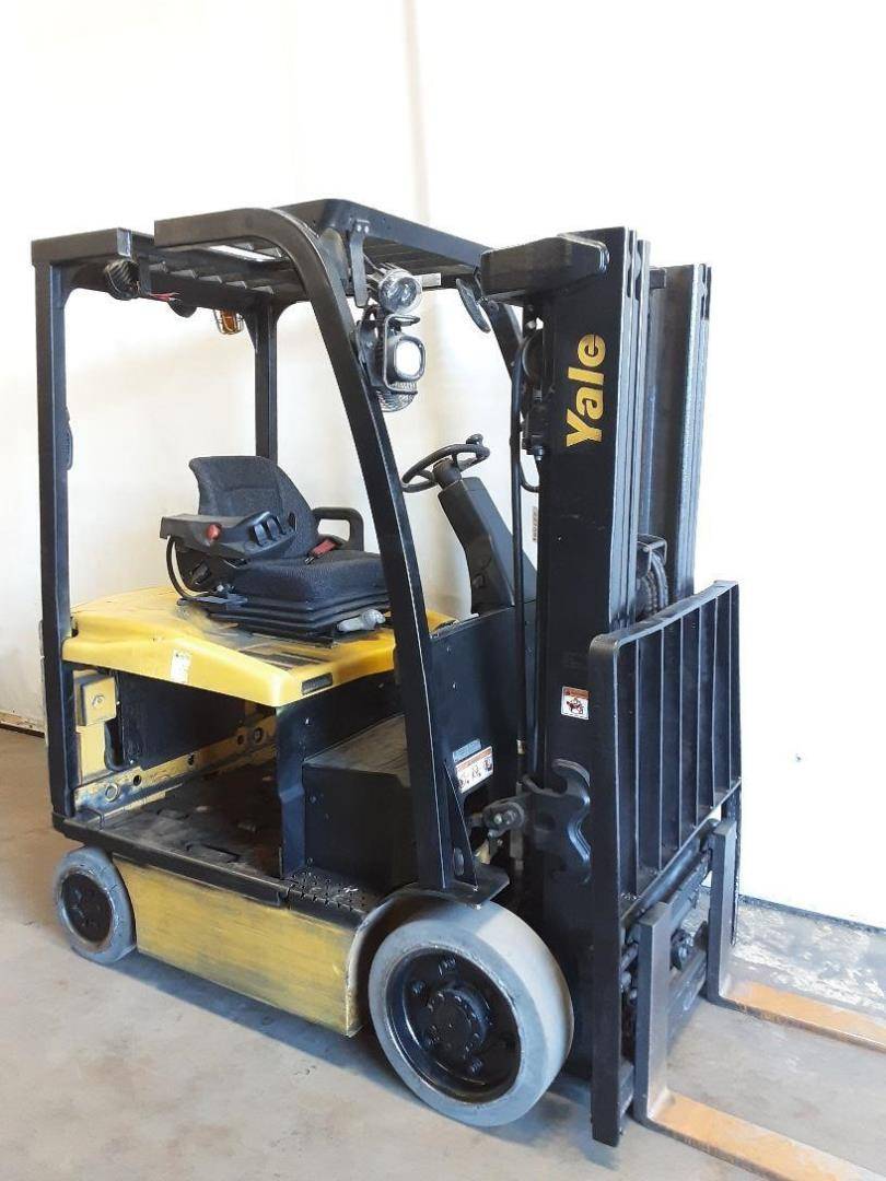 2015 Electric Yale ERC050VG Electric 4 Wheel Sit Down