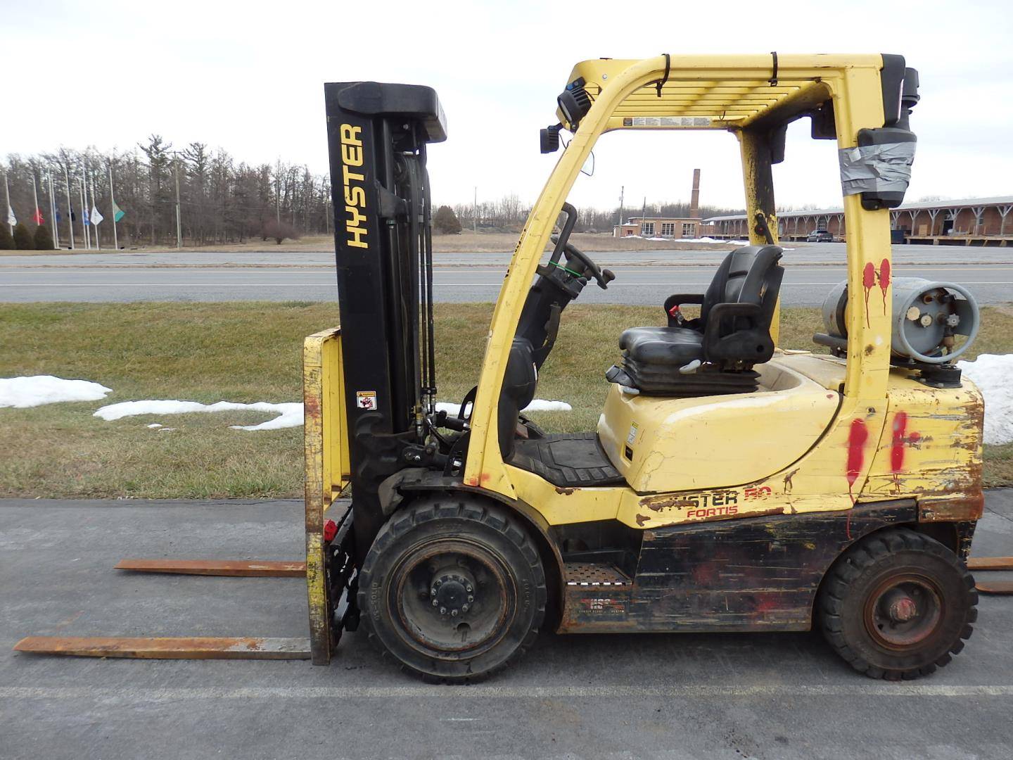 2015 LP Gas Hyster H50FT Pneumatic Tire 4 Wheel Sit Down