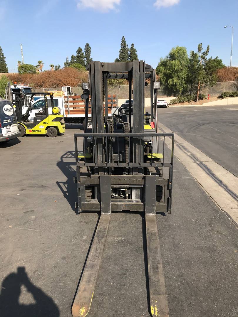 2019 LP Gas Clark C50S Pneumatic Tire 4 Wheel Sit Down