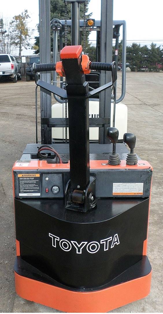 2003 Electric Toyota 6BWC15 Electric Walkie Counterbalanced Stacker