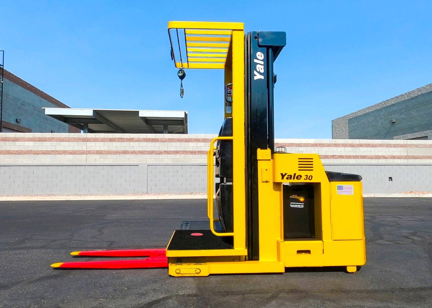 2009 Electric Yale OS030ECN Electric Order Picker