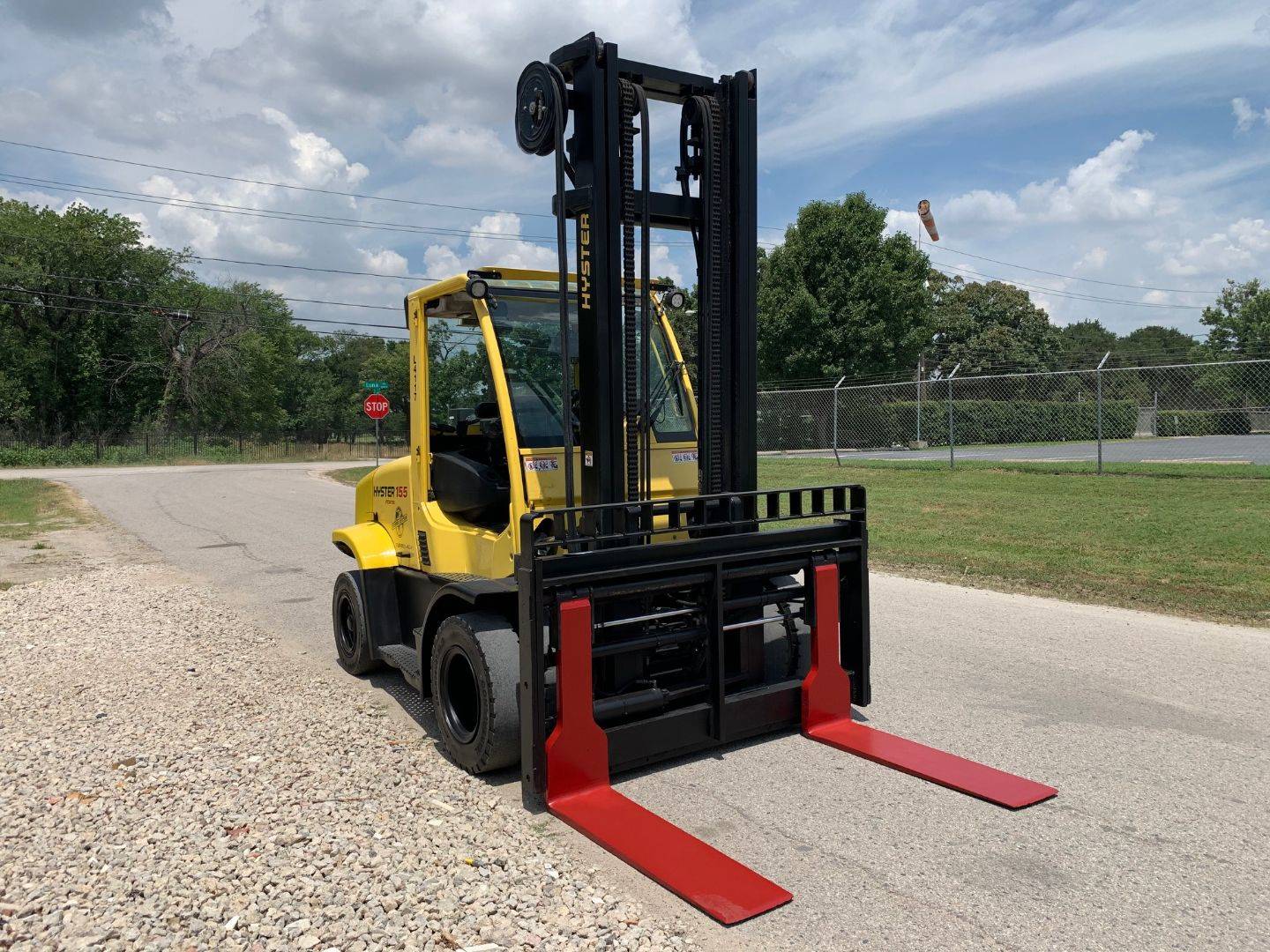 2016 Diesel Hyster H155FT Pneumatic Tire 4 Wheel Sit Down
