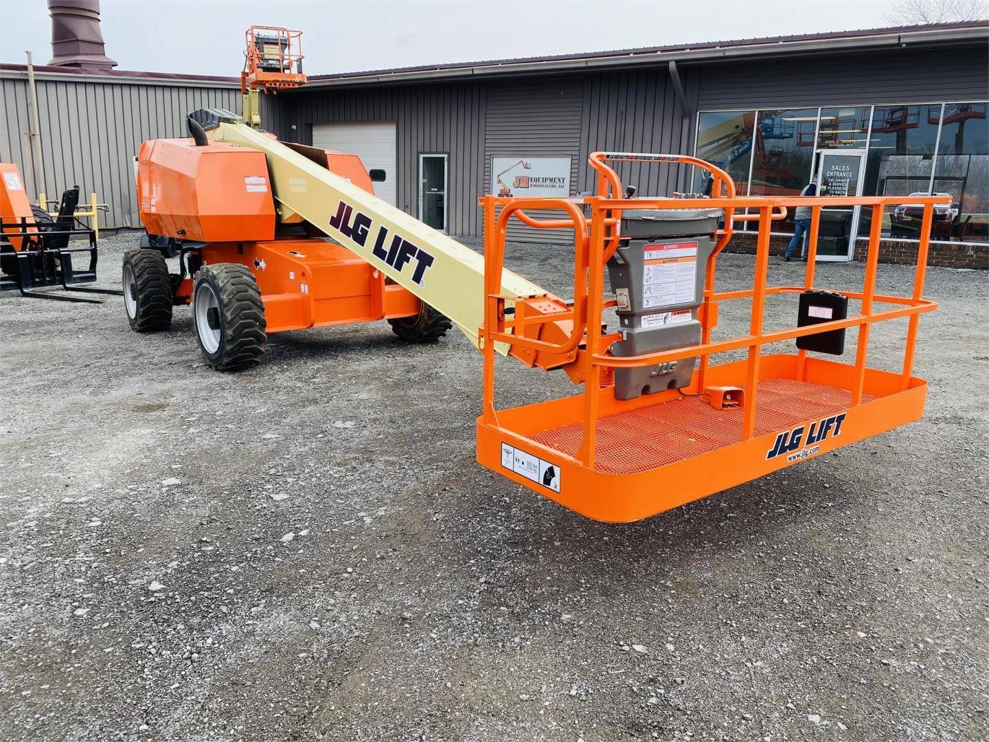 2011 Diesel JLG 600S Telescopic Boom