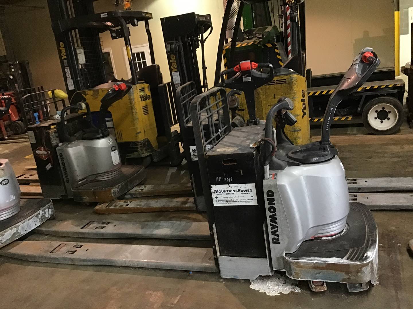2018 Electric Raymond 8410 Electric Walkie/Rider Pallet Jack